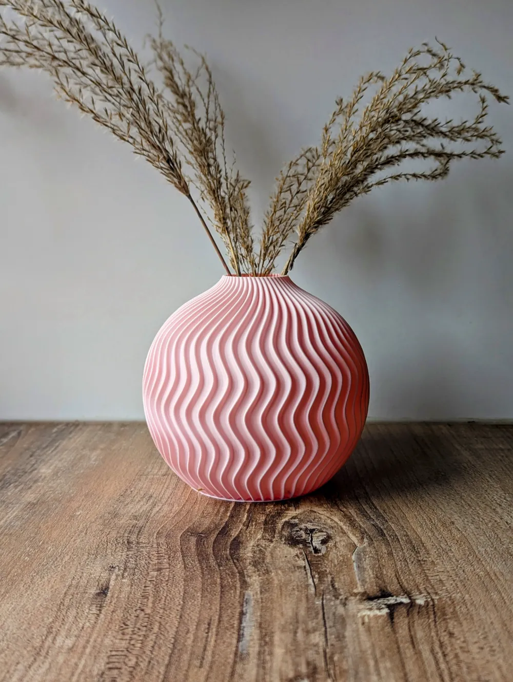 Curvy Sphere Vase | by bixi |House Flower vase by bixi - MakerWorld