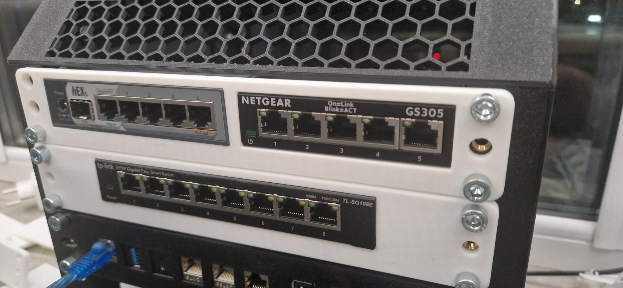 Netgear GS305 and Mikrotik Hex S rack mount - Free 3D Print Model ...