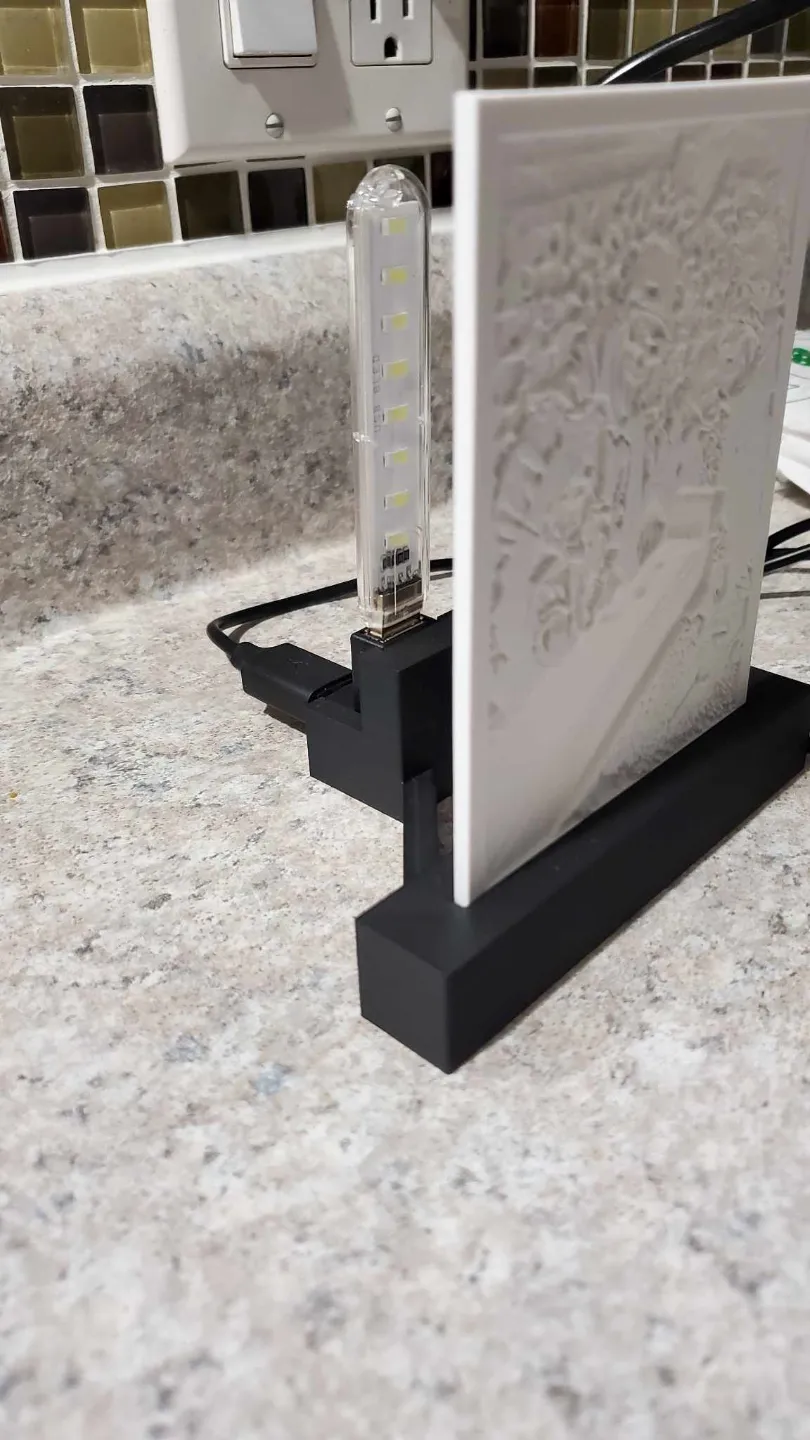 Lithophane Stand by Tipicard - MakerWorld