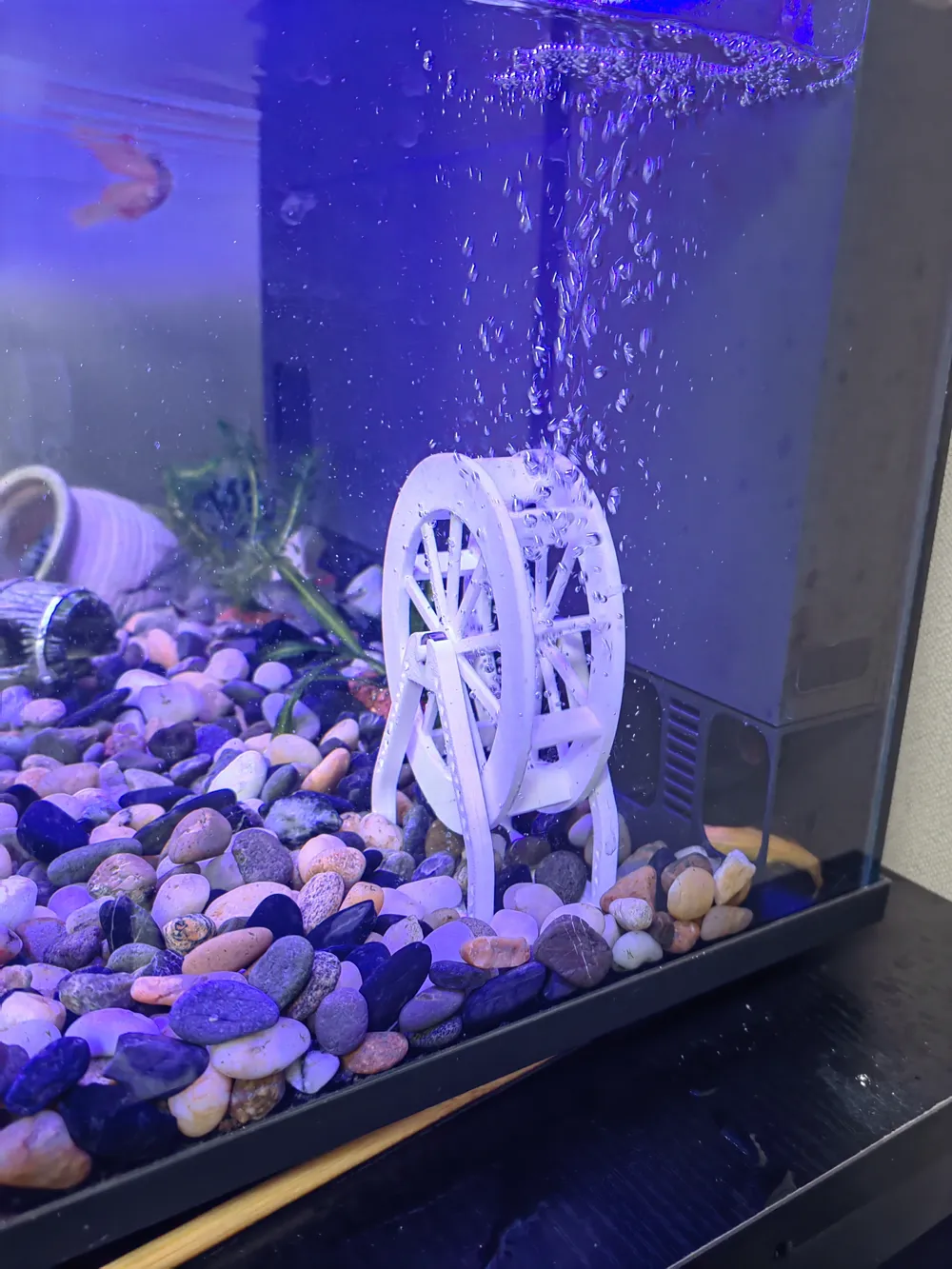 Non-powered water wheel, fish tank hideaway - Free 3D Print Model ...
