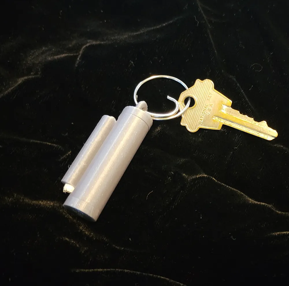 Pocket Scroll Keychain - holds 80cm of paper easy roll-up by ...