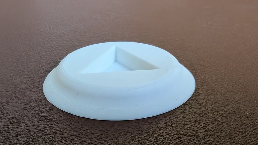 Prism Stand for 24mm 3 faced prism by ZuSanLi - MakerWorld