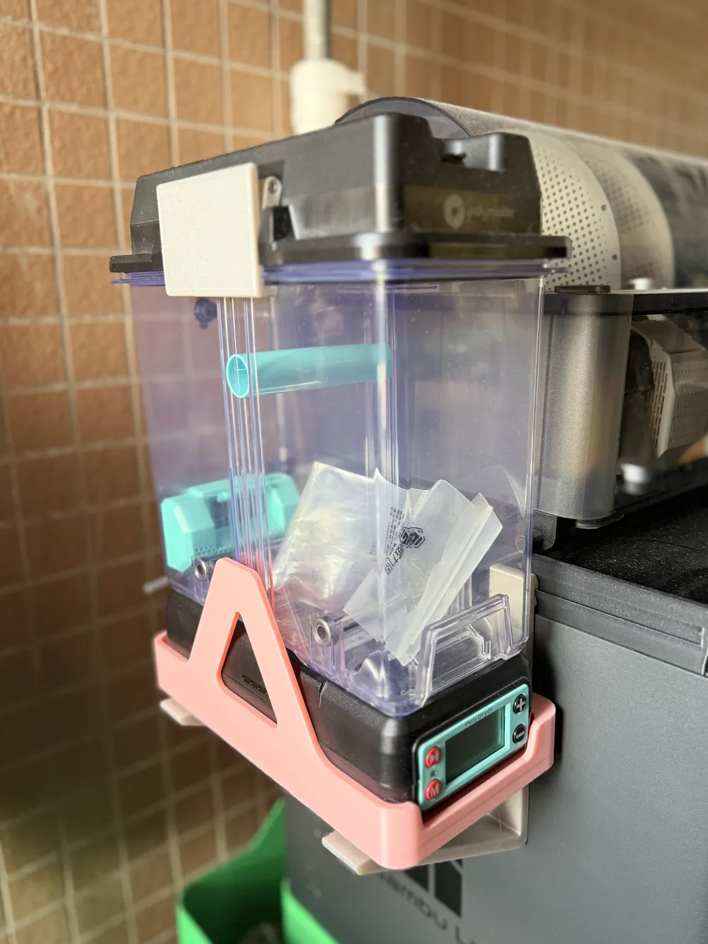 PolyDryer dry box - external bracket - Free 3D Print Model - MakerWorld