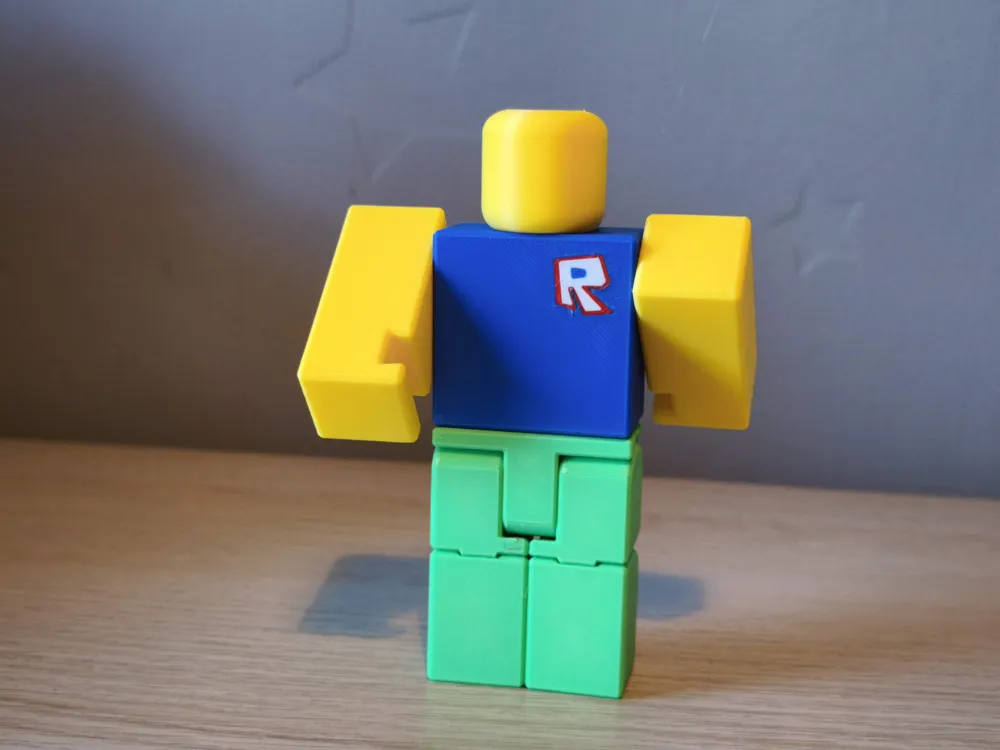 Roblox Noob V2 – Support-Free - Free 3D Print Model - MakerWorld
