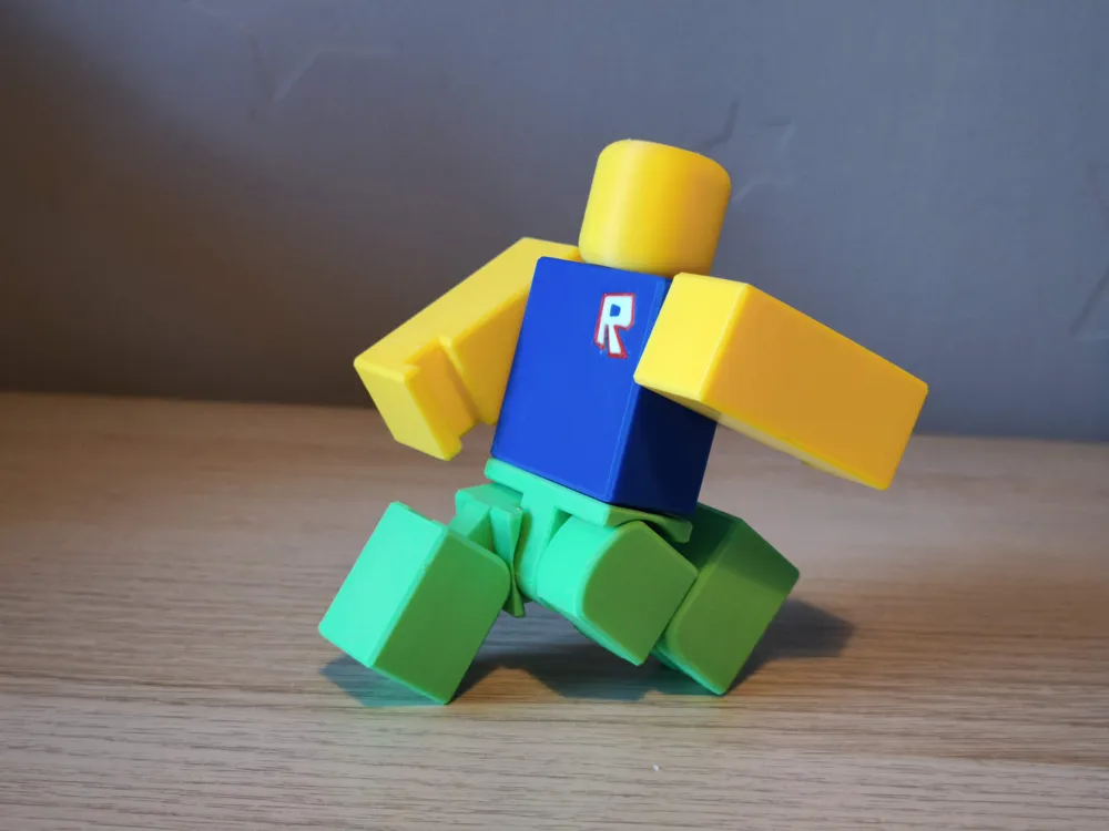 Roblox Noob V2 – Support-Free - Free 3D Print Model - MakerWorld