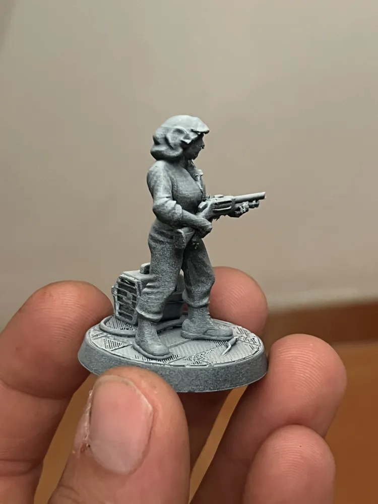miniature alien ripley dnd by lagalerylab MakerWorld: Download Free 3D ...