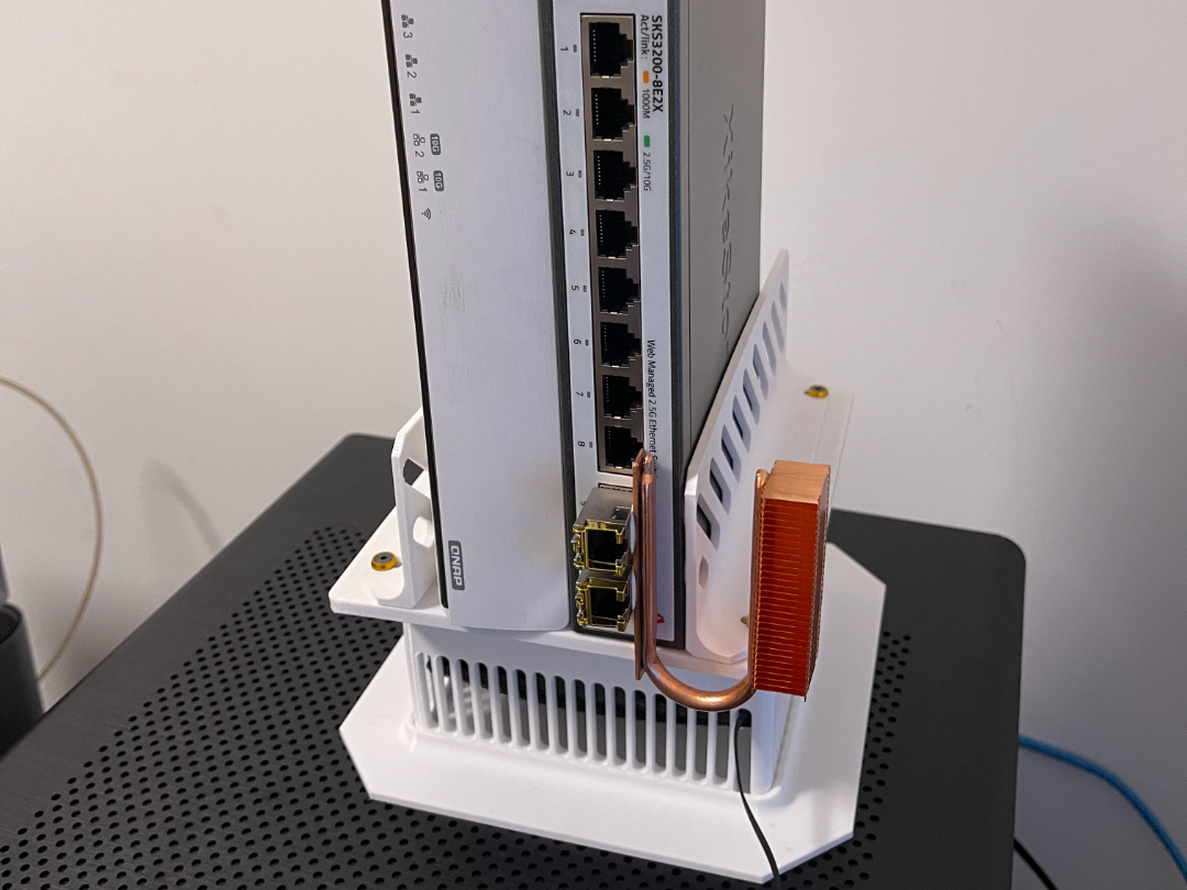 Network device cooling base (router, switch 12025 fan) by Bin-GLB ...