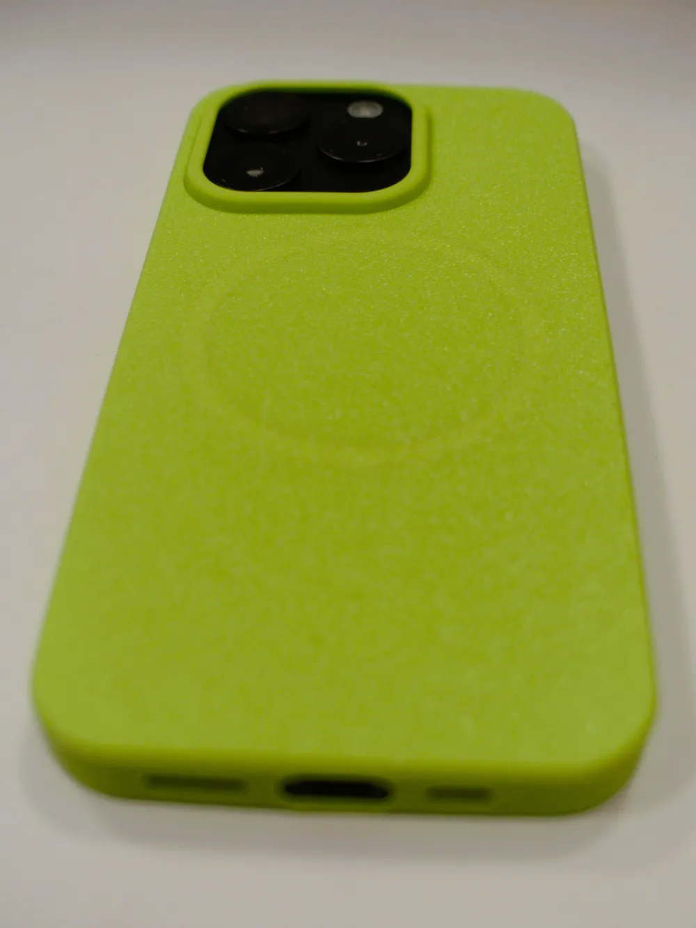 iPhone 15 PRO Case - Free 3D Print Model - MakerWorld
