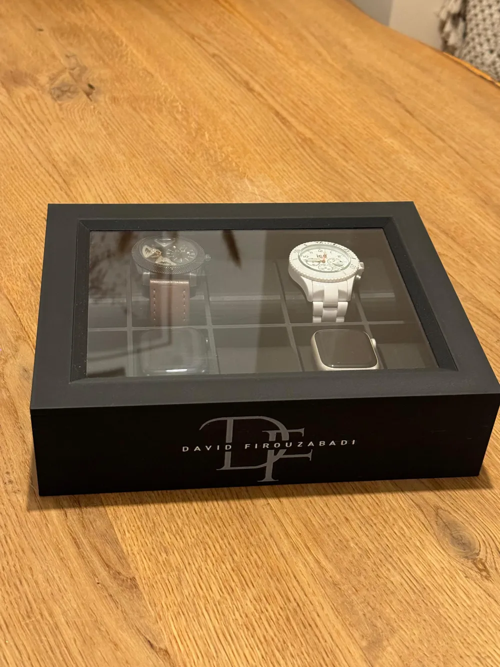 Watch Display Box Remixed by infam0usCrow MakerWorld: Download Free 3D ...