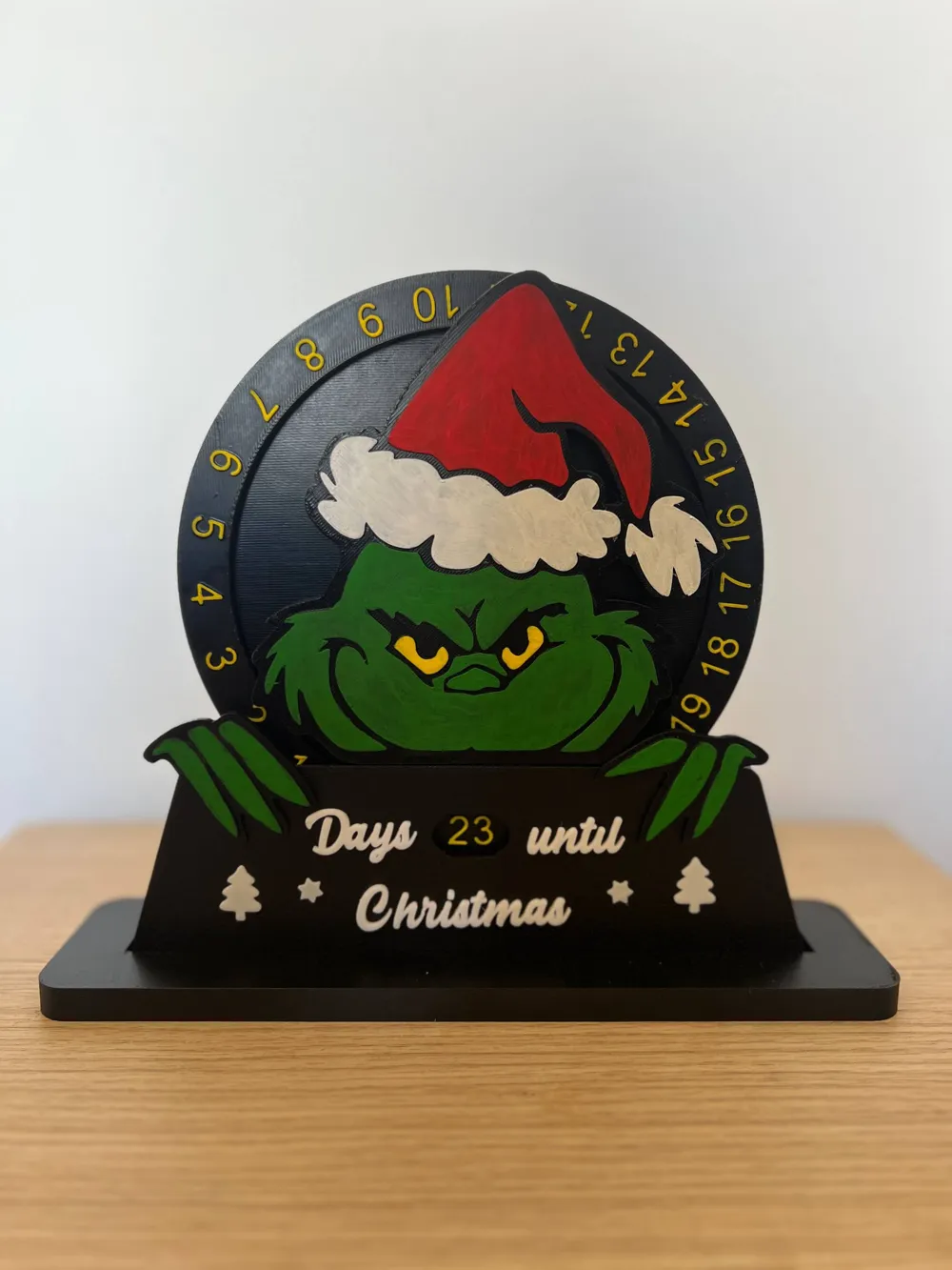 Grinch Christmas Countdown by xenos MakerWorld: Download Free 3D Models