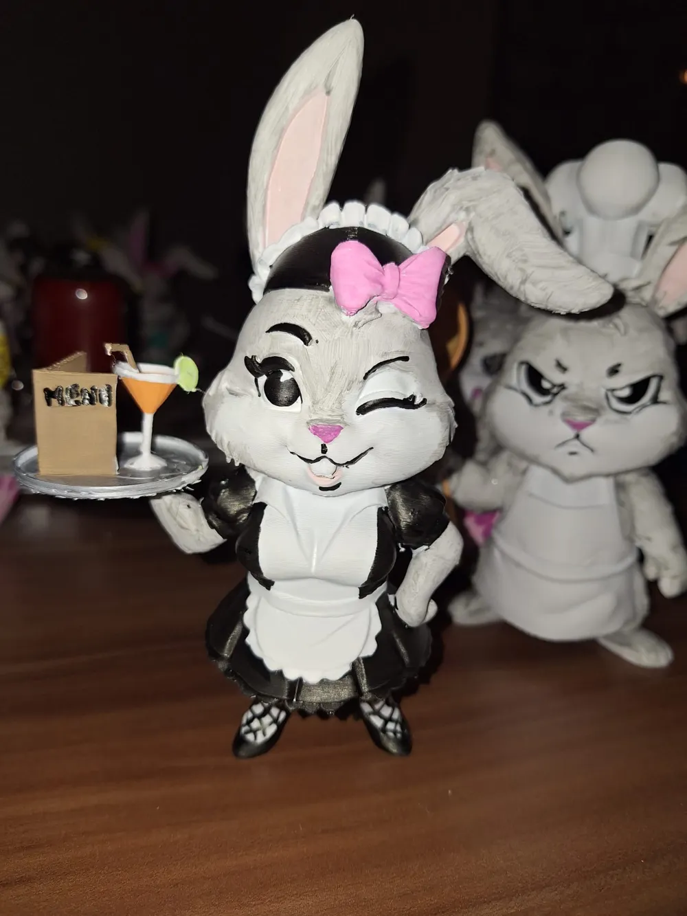 BAD Bunny Kellnerin - Free 3D Print Model - MakerWorld