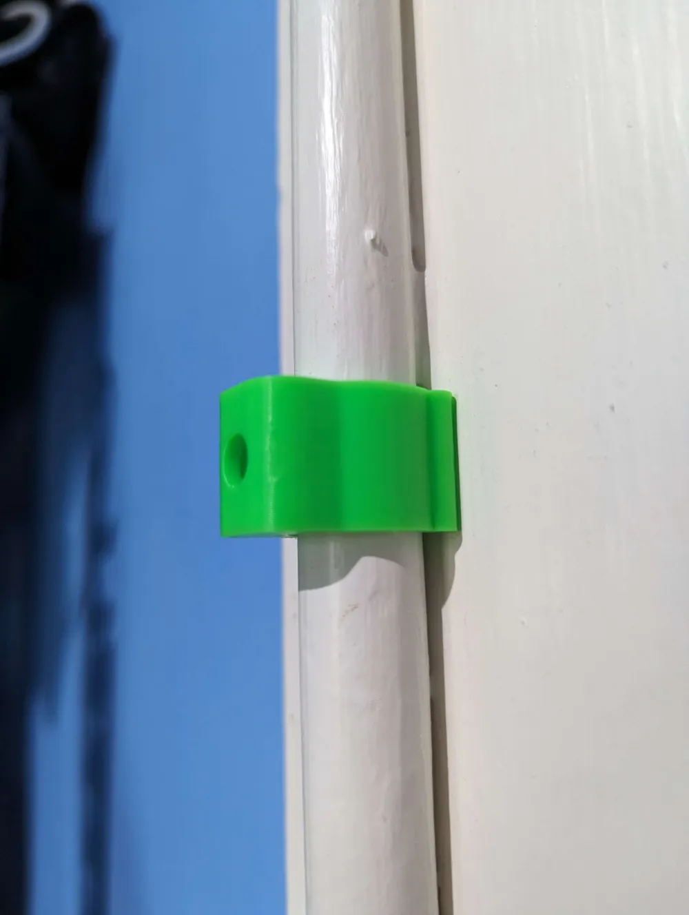 Customizable Parametric Conduit Clip by 2D Printing Enthusiast - MakerWorld