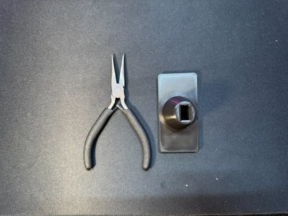 Gridfinity Pliers Holder by dasTimm - MakerWorld