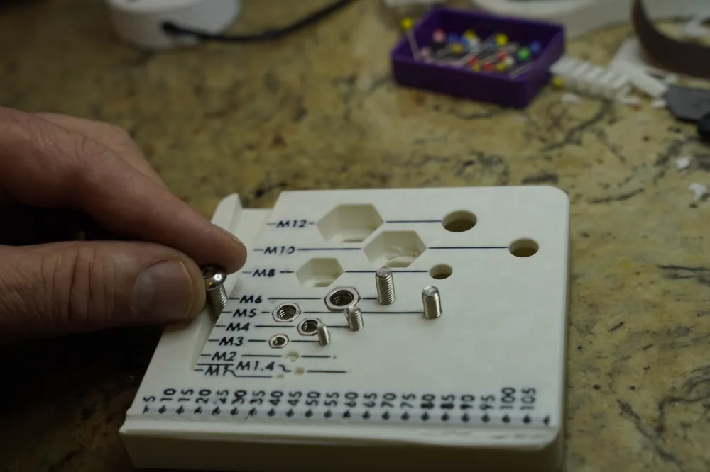 Metric Hardware sizing tool by Robert ONeill - MakerWorld
