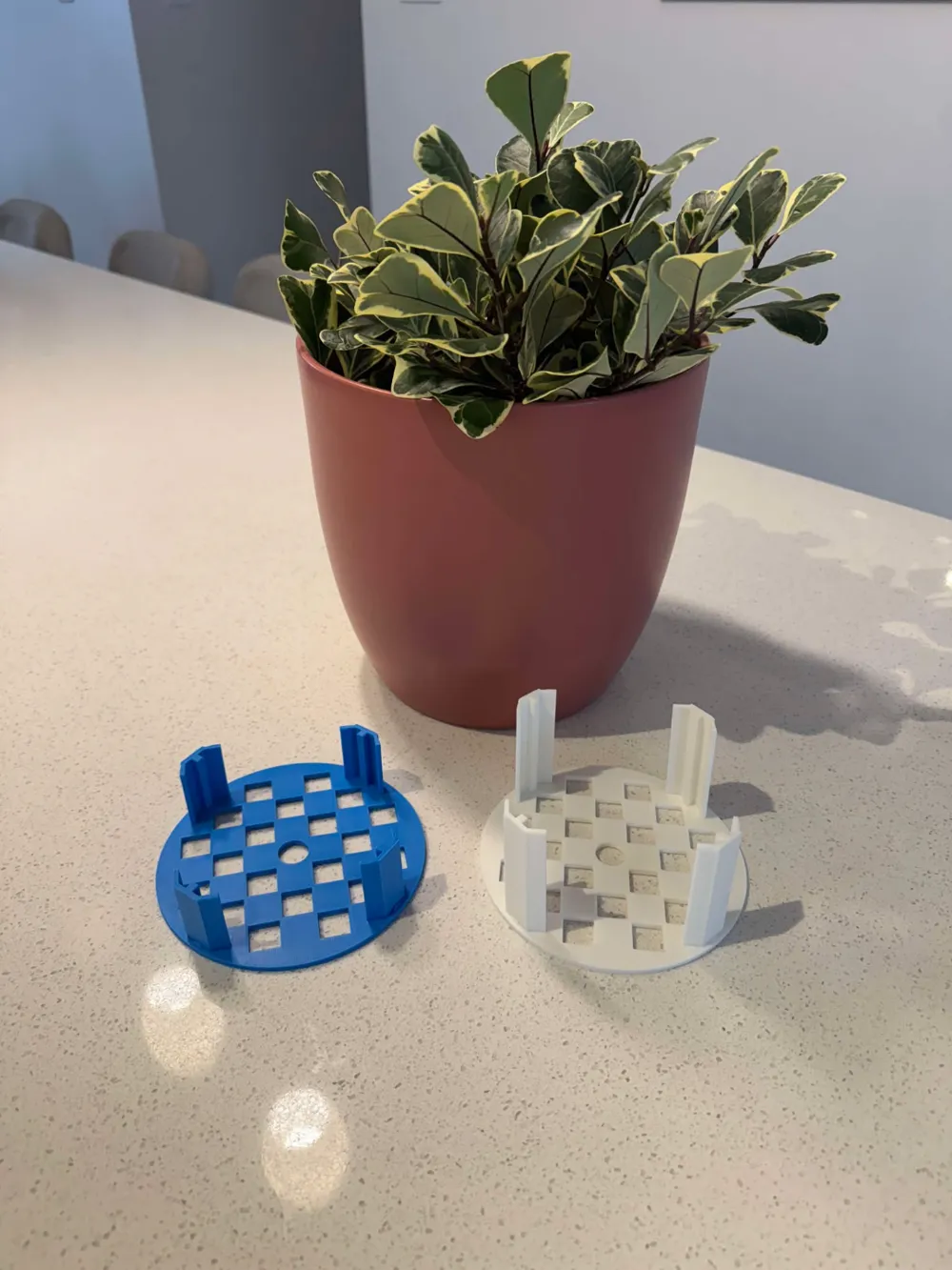 Plant Pot Riser that GROWS! by VmtSquad - MakerWorld