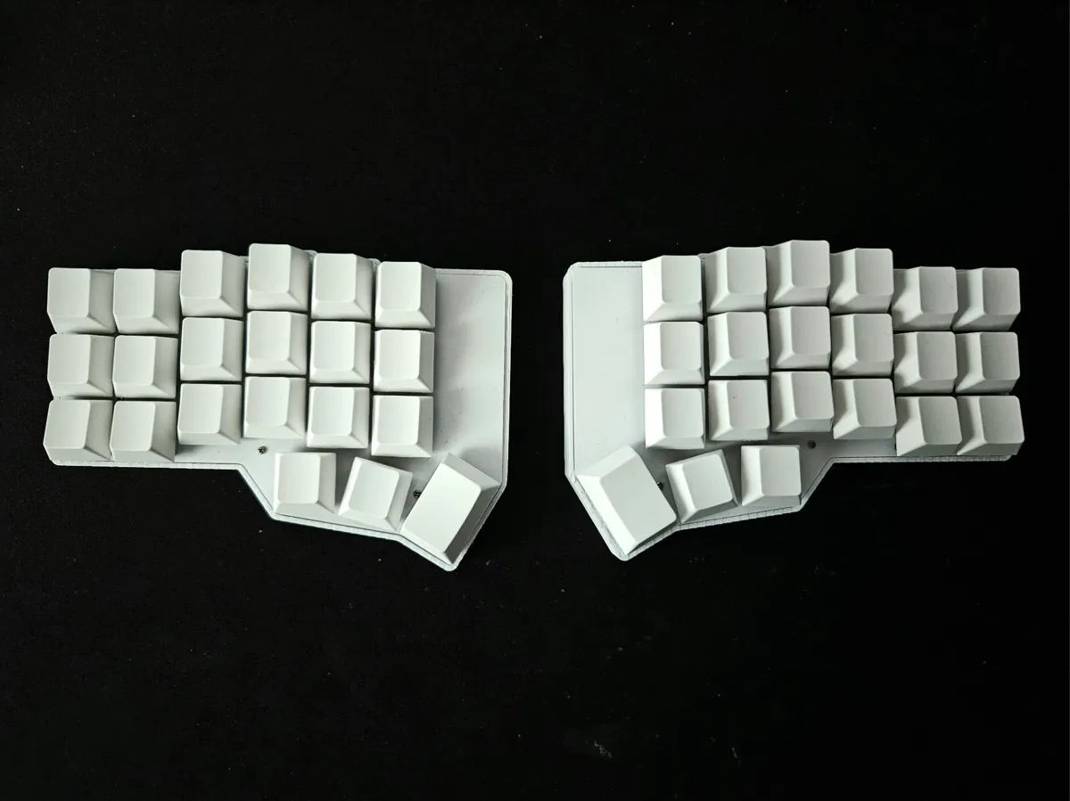 Budget Wireless Corne Split Ergonomic Keyboard - Free 3D Print Model ...