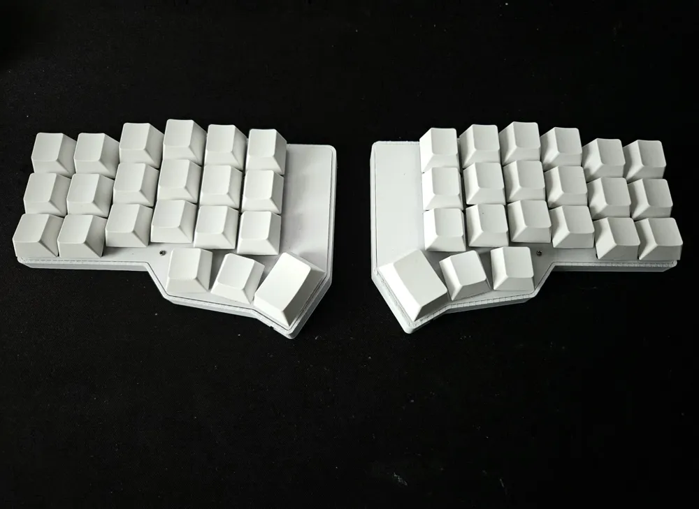 Budget Wireless Corne Split Ergonomic Keyboard - Free 3D Print Model ...