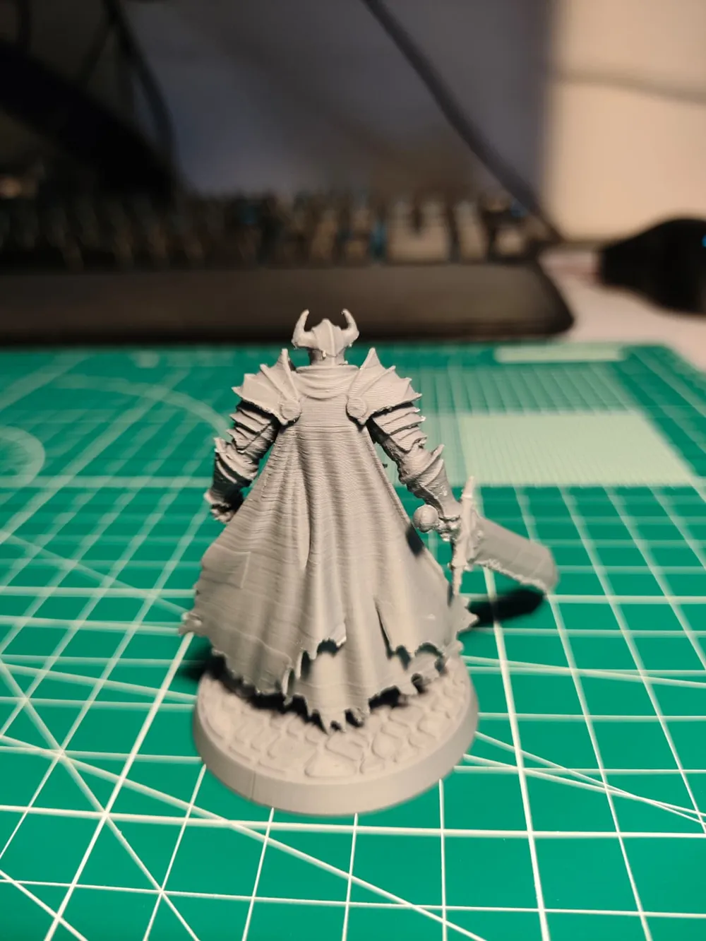 Knight - Dragon Slayer Armour - Sword - D&D Mini - Free 3D Print Model ...