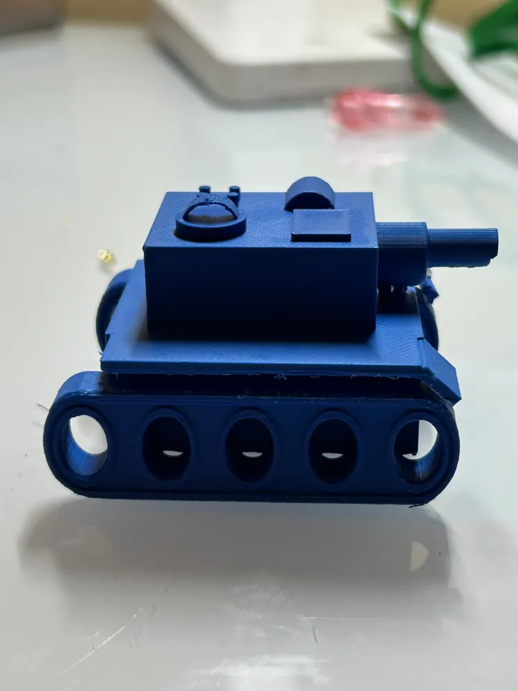 battle tank by BENCHY DUDE™ MakerWorld: Download Free 3D Models