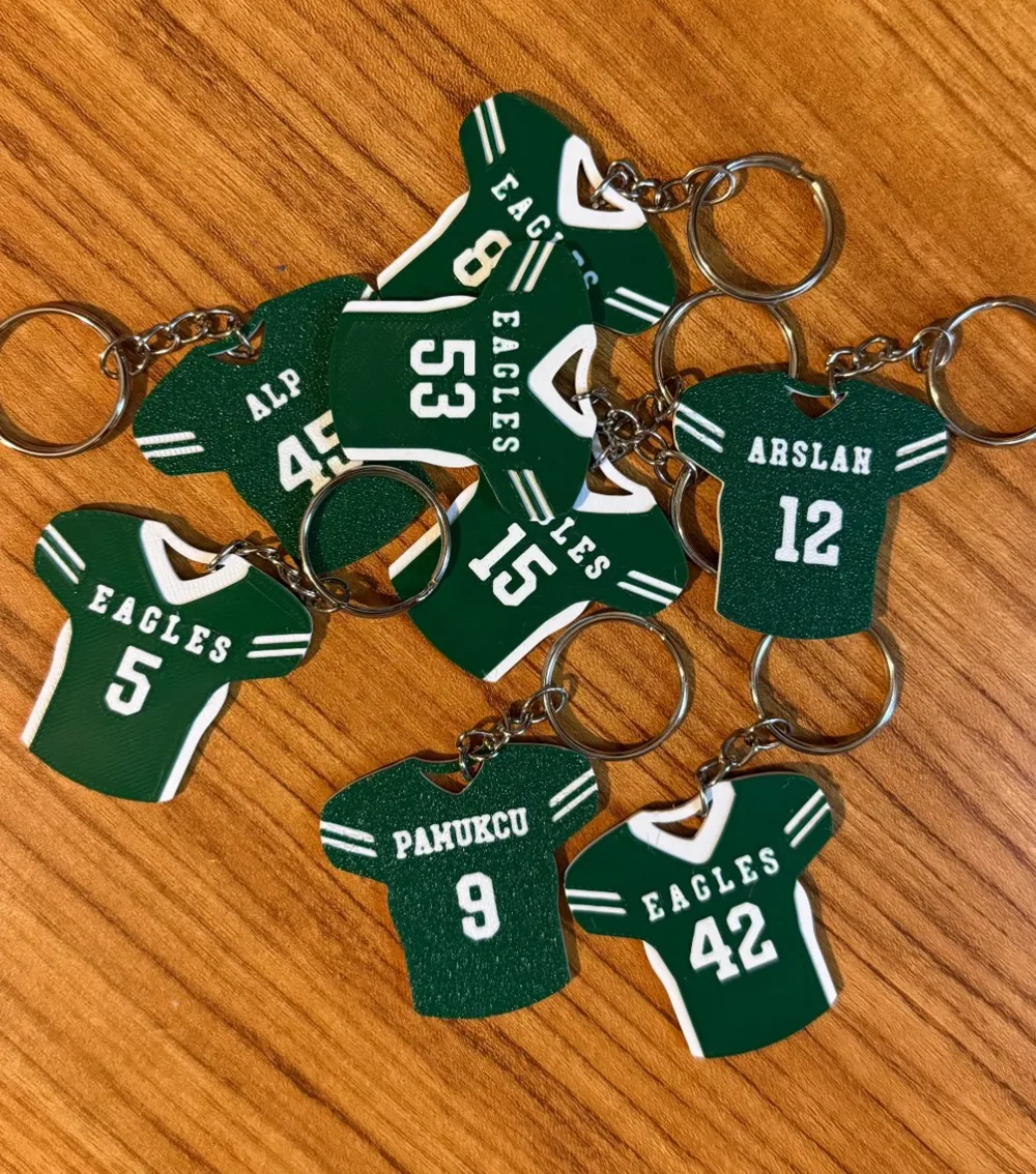 Jersey Keychain – Custom Name & Number - Free 3D Print Model - MakerWorld