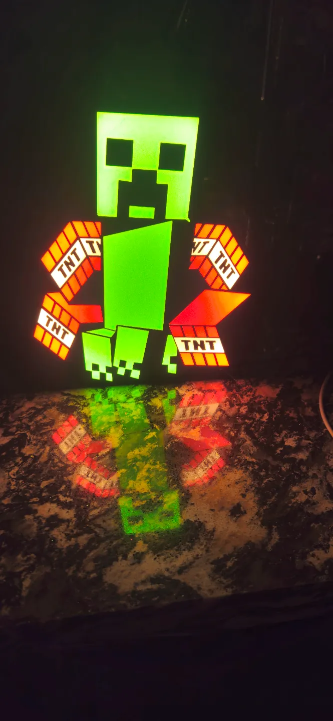 Remix of Creeper / Minecraft / Lightbox by Berry - Free 3D Print Model - MakerWorld