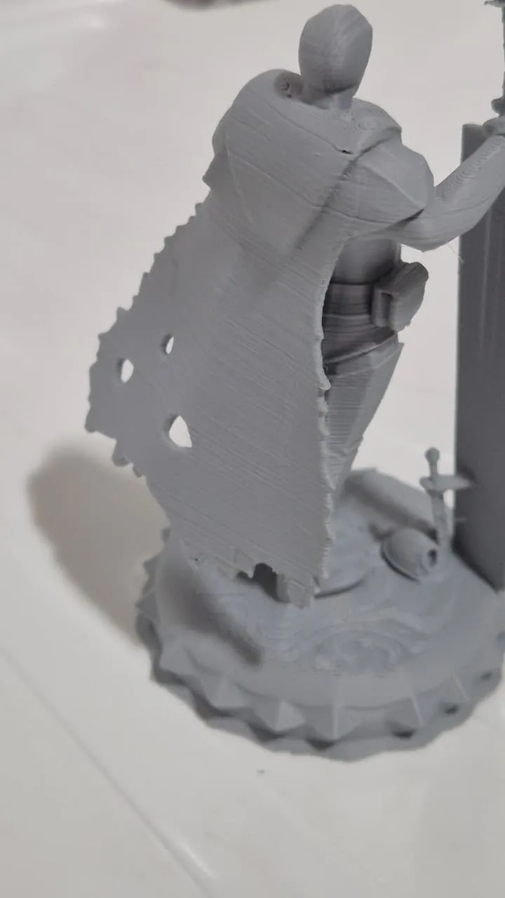 Guts - Berserk em pose com espada – Kostenloses 3D-Druckmodell – MakerWorld