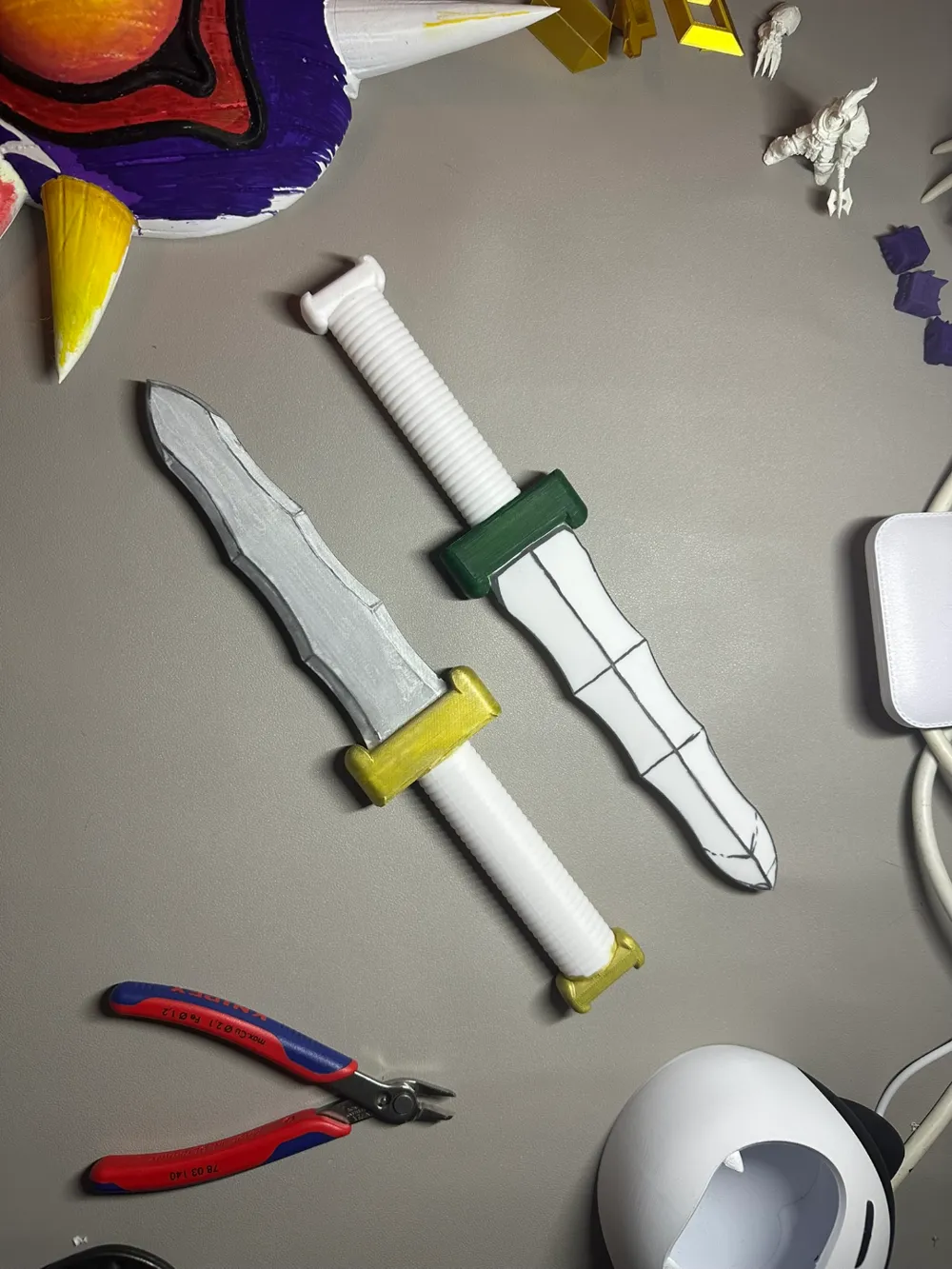 Jagged Daggers by W1cked - MakerWorld