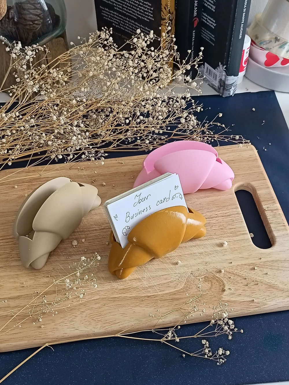 Croissant Business Card Holder by Canialon MakerWorld: Download Free 3D ...