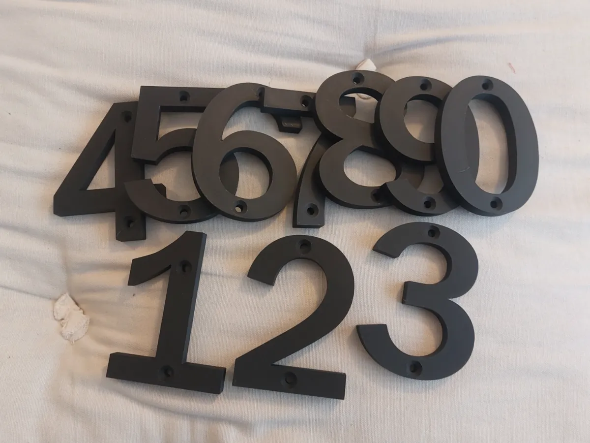 House / Gate Numbers – 10cm (Click & Print) - Free 3D Print Model ...