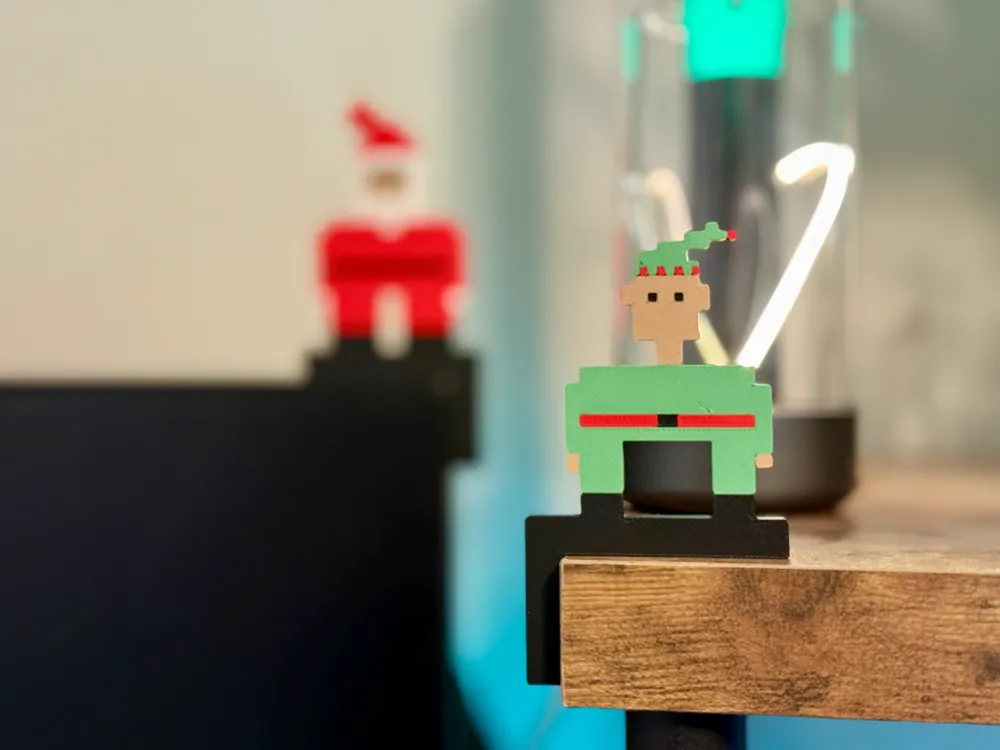 8Bit Santa and Elf Corner Buddies by Hopper_Dropper - MakerWorld