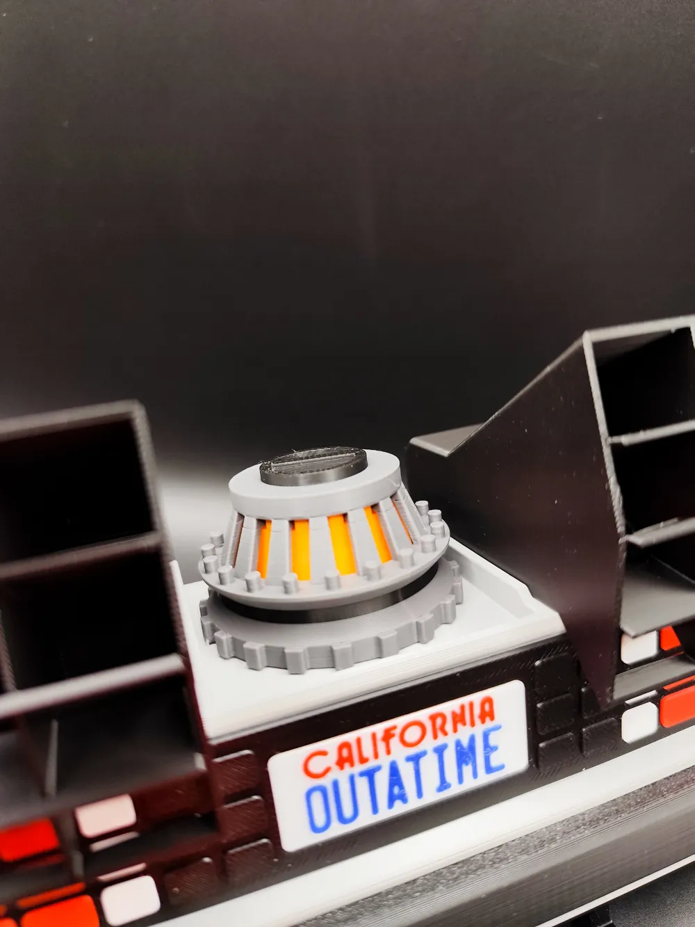 Delorean key hanger by fabio.becce23 MakerWorld: Download Free 3D Models