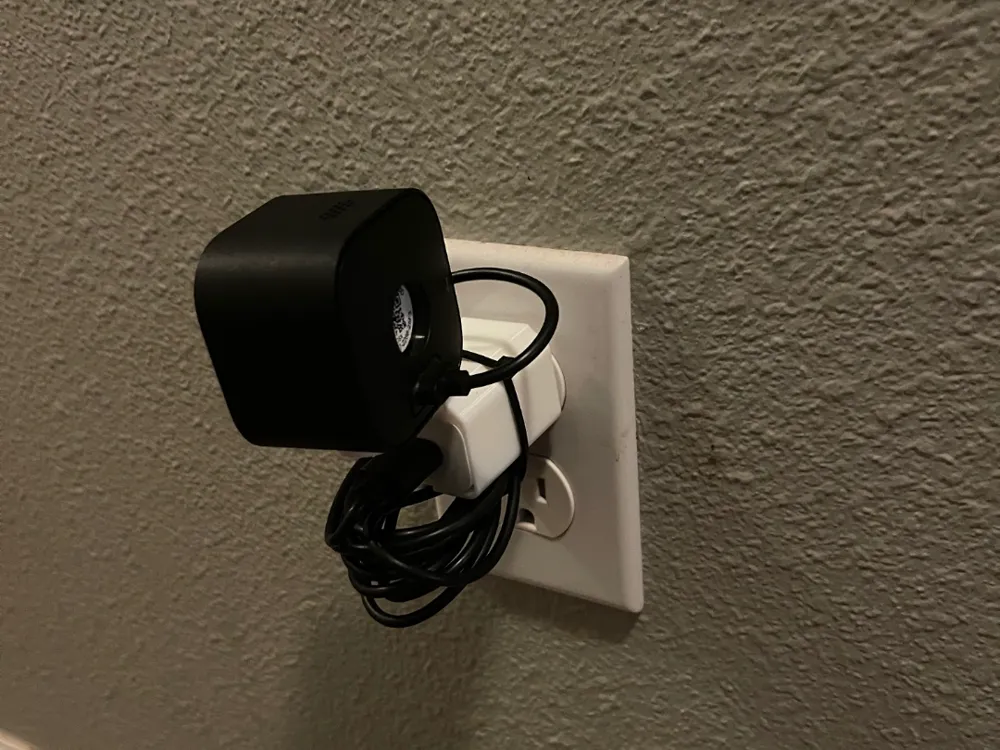Blink Mini camera wall outlet mount by Orion - MakerWorld