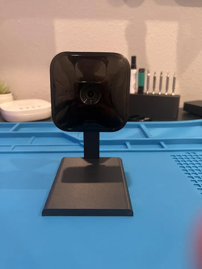 Blink Outdoor stand by Jackson_Abel473 MakerWorld: Download Free 3D Models