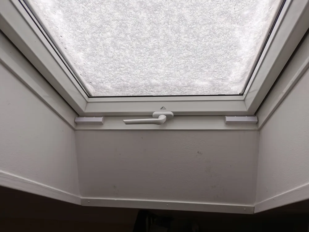Skylight Condensation Drip Tray - Free 3D Print Model - MakerWorld