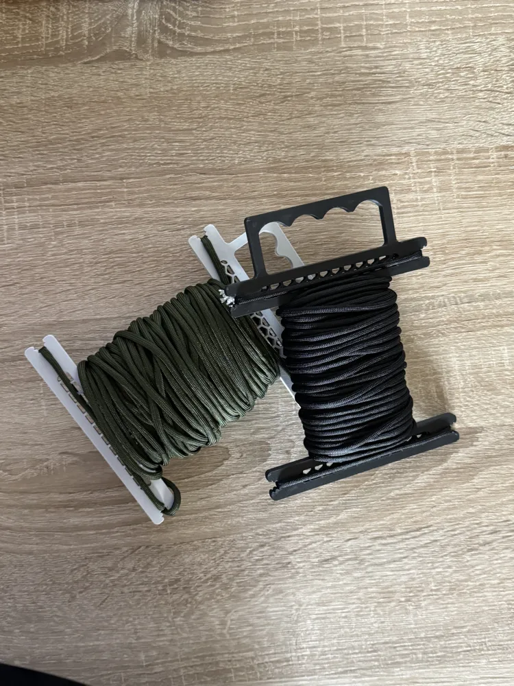 Paracord winder / holder - Free 3D Print Model - MakerWorld