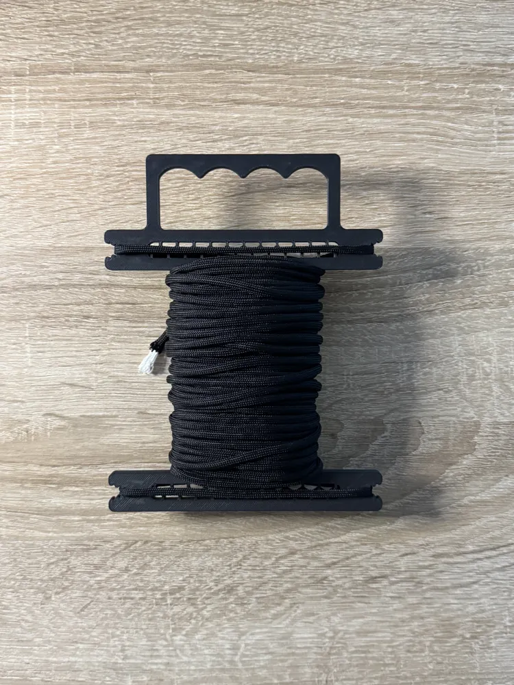 Paracord winder / holder - Free 3D Print Model - MakerWorld