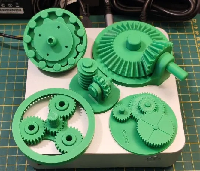 Collection of typical gear transmission systems - Free 3D Print Model ...
