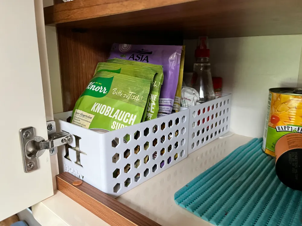 Hobby trailer box by Metzaranad - MakerWorld