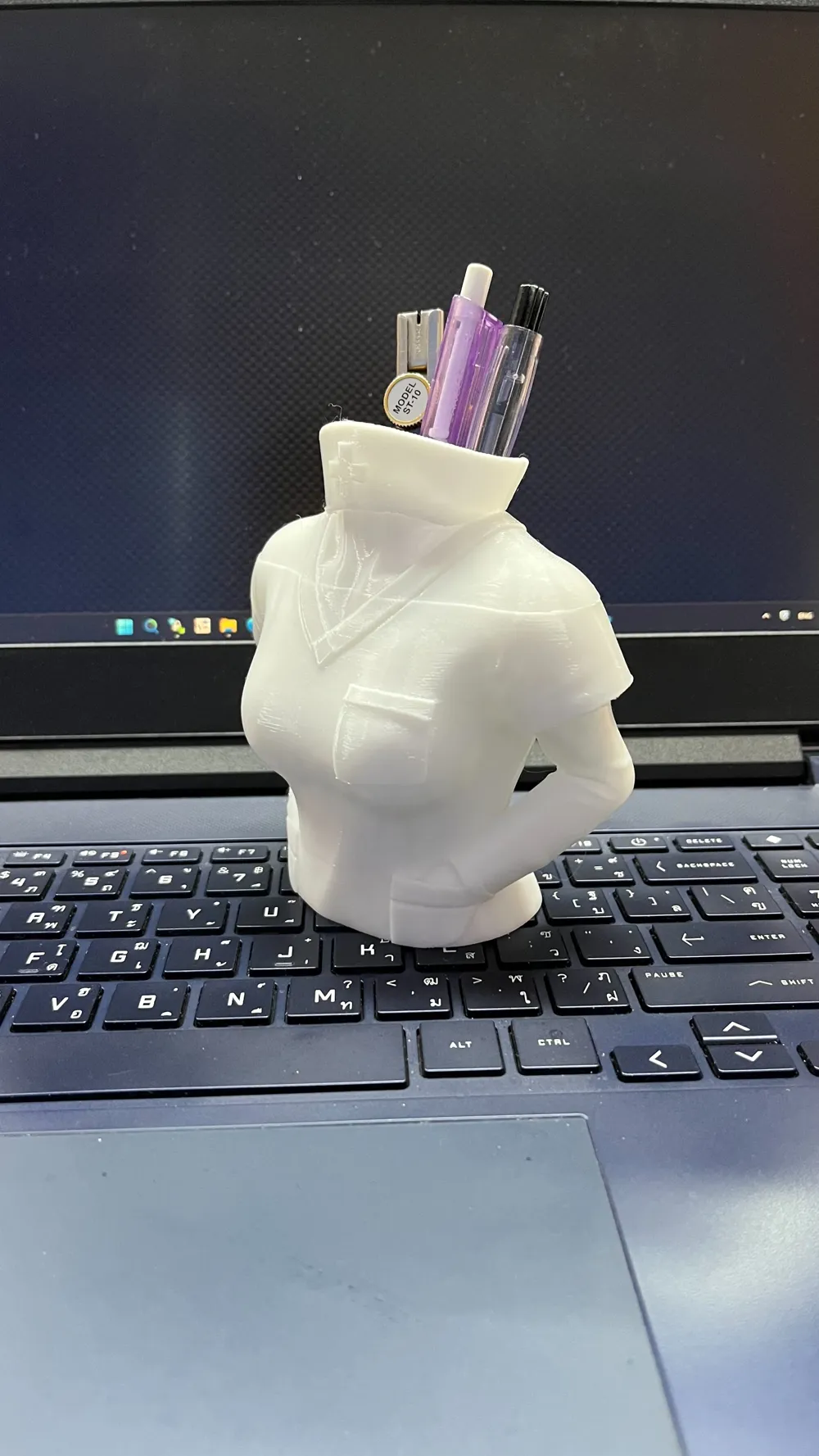 Nurse Uniform Pen Holder - Desk Organizer - Free 3D Print Model ...