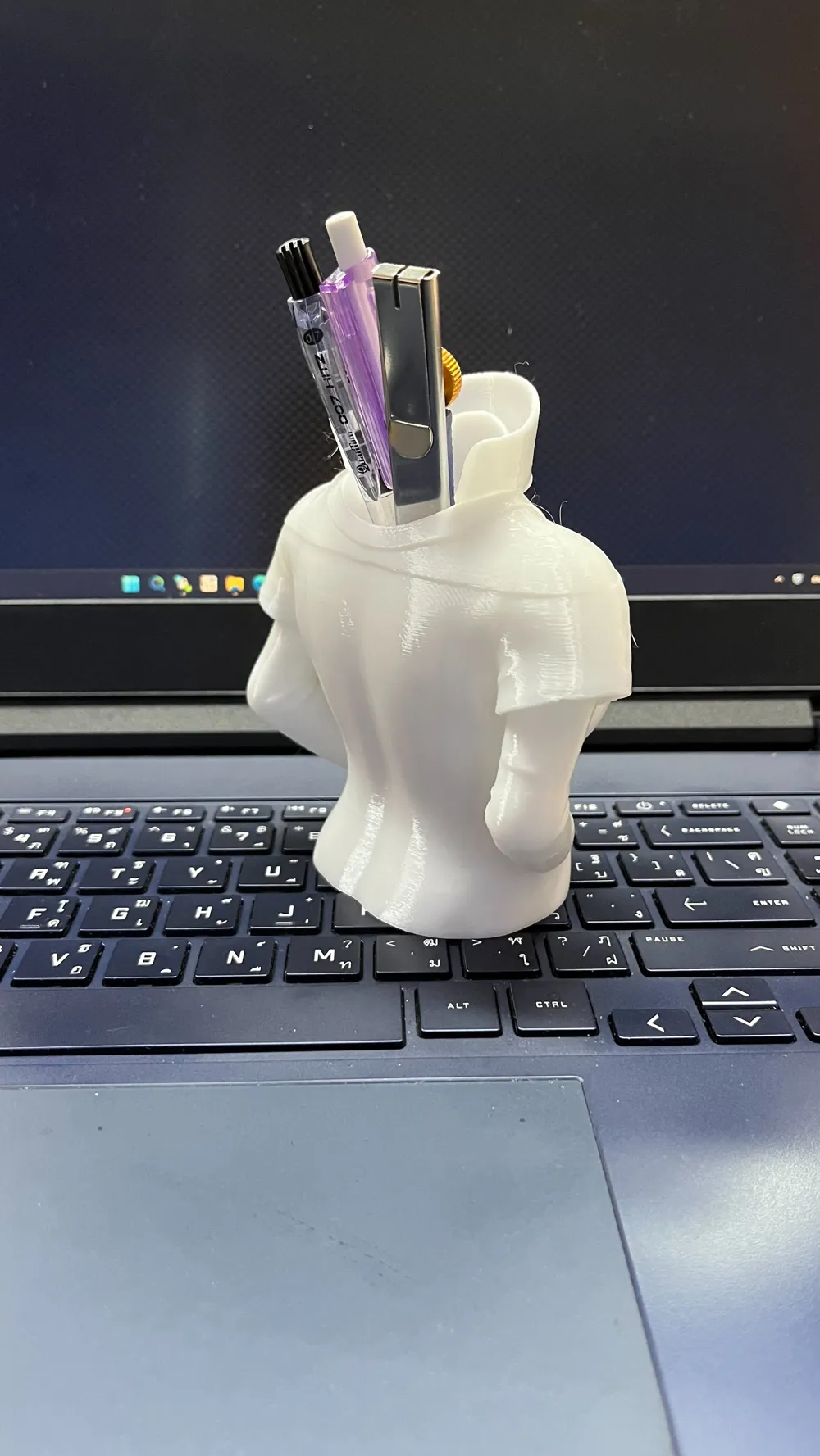 Nurse Uniform Pen Holder - Desk Organizer - Free 3D Print Model ...
