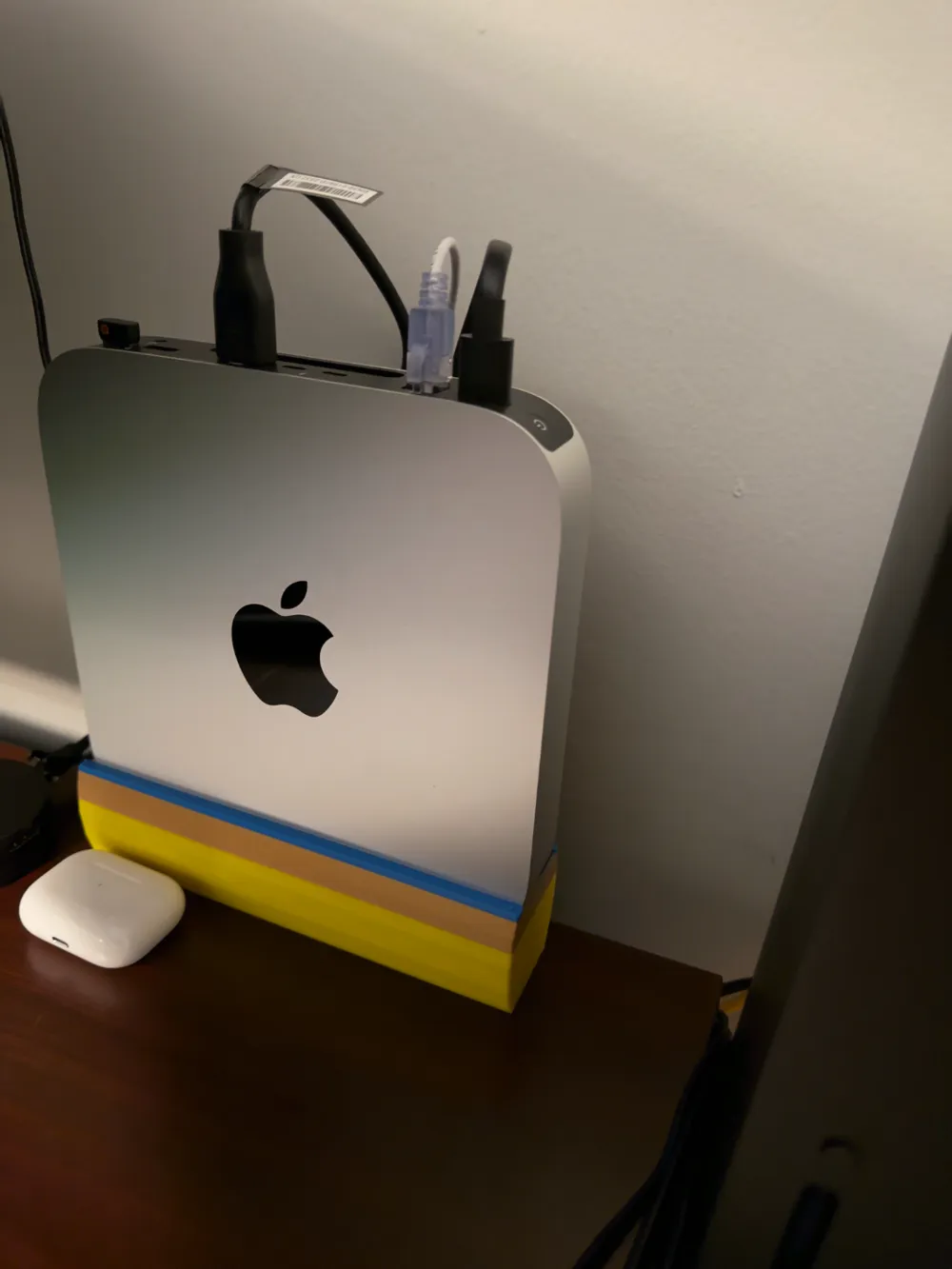 Apple Mac Mini M2 Stand by alexarroyo82 - MakerWorld
