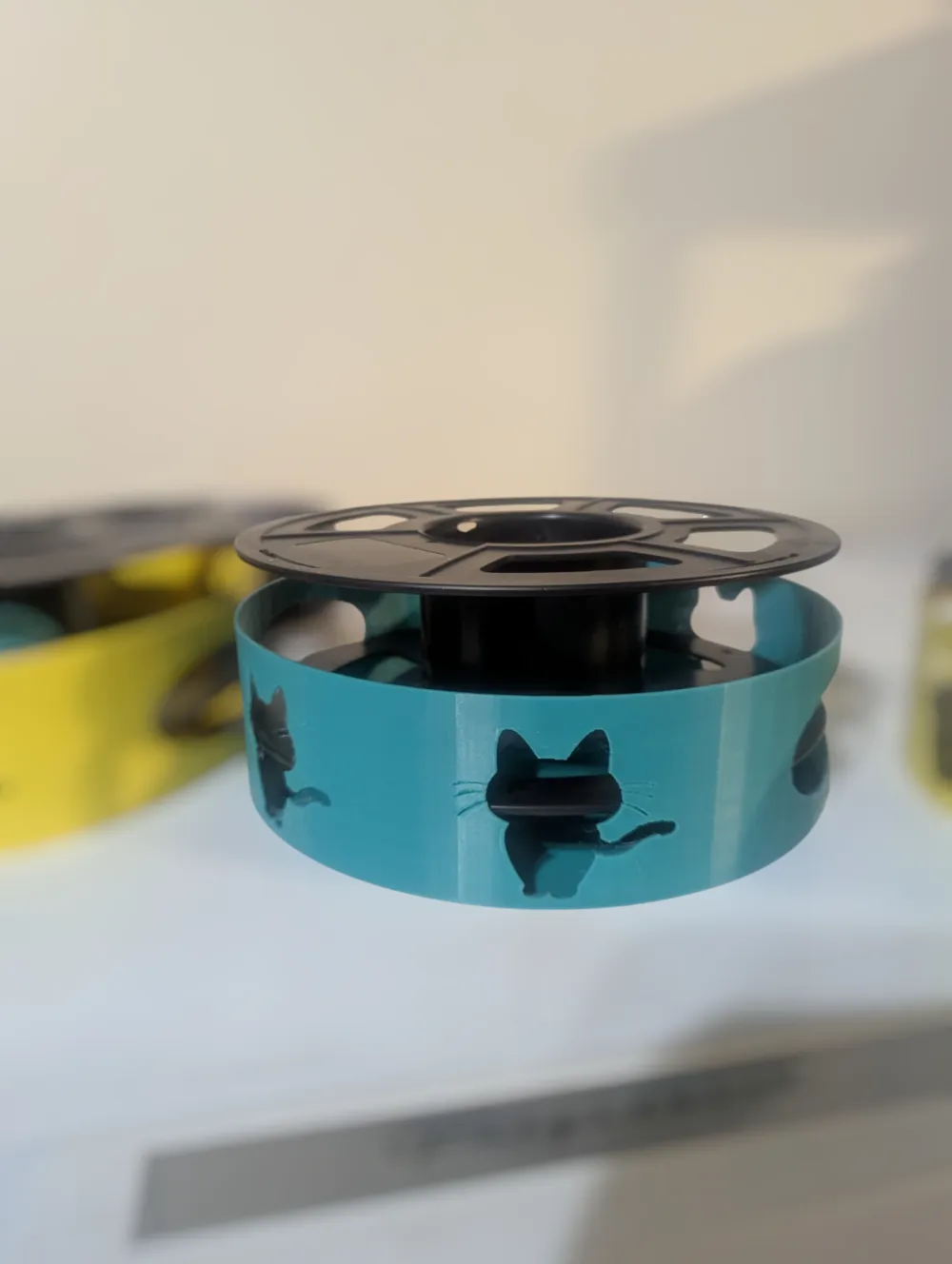 Sunlu empty spool cat toy by Turtle MakerWorld: Download Free 3D Models