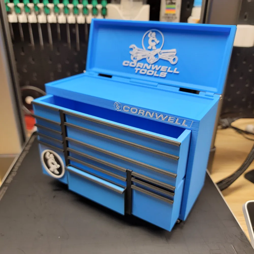 Cornwell Desk Tool Chest w Lid Business Display - Free 3D Print Model ...