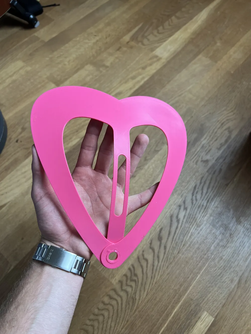 Giant Heart Hair Clip - Free 3D Print Model - MakerWorld