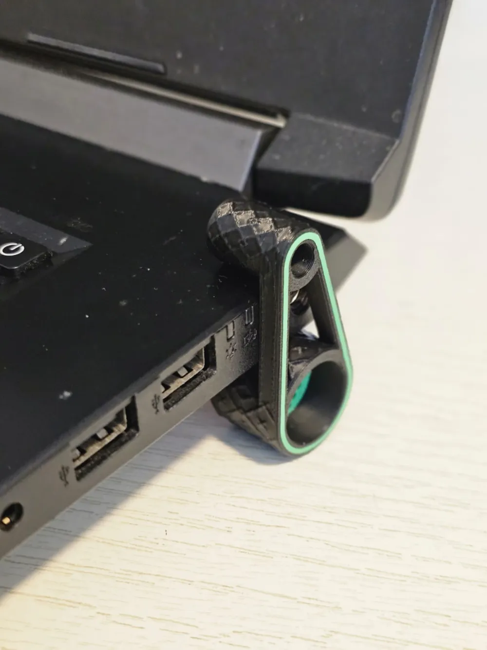 Monitor Riser / Lifter- Laptop Riser / Lifter by Barika MakerWorld ...