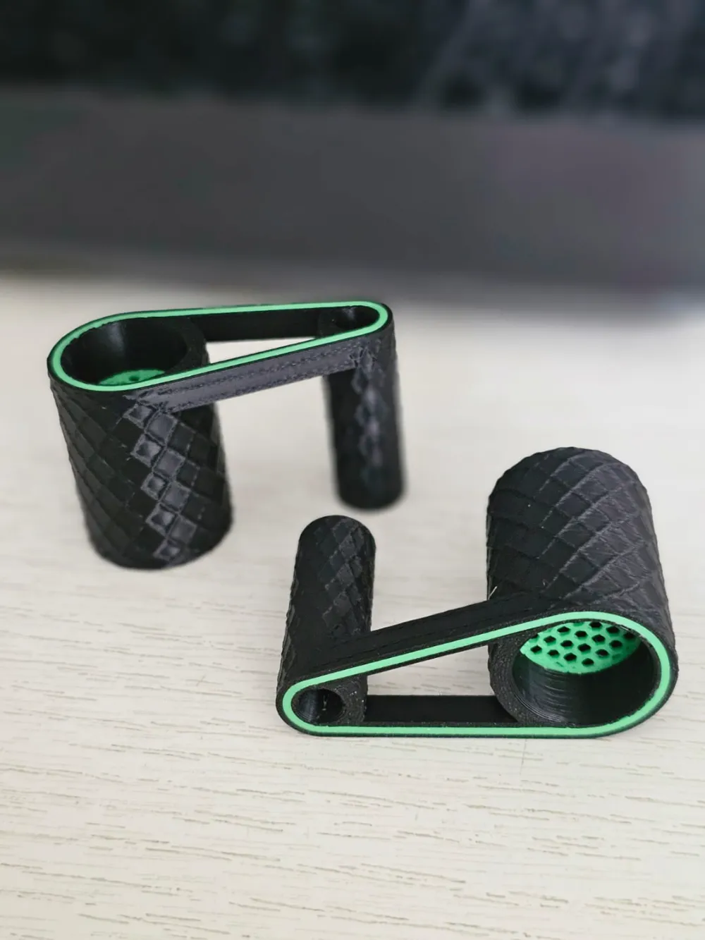 Monitor Riser / Lifter- Laptop Riser / Lifter by Barika MakerWorld ...