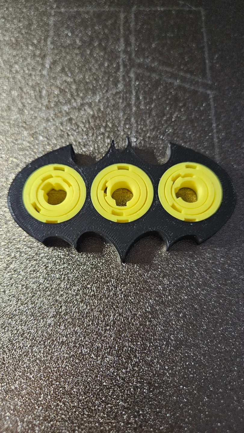 Batman Fidget Spinner by FoxMT406 MakerWorld: Download Free 3D Models