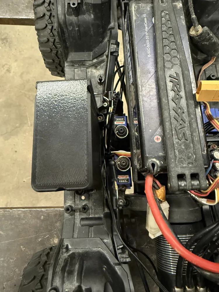 TRX-4/6 High-Capacity Receiver Box (FS-iA10B) - Free 3D Print Model ...