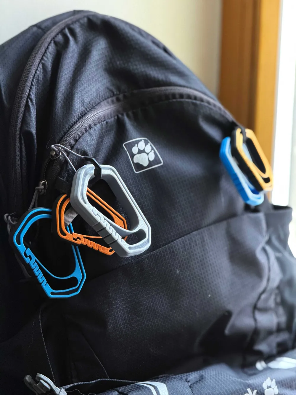 Pocket carabiner - Free 3D Print Model - MakerWorld