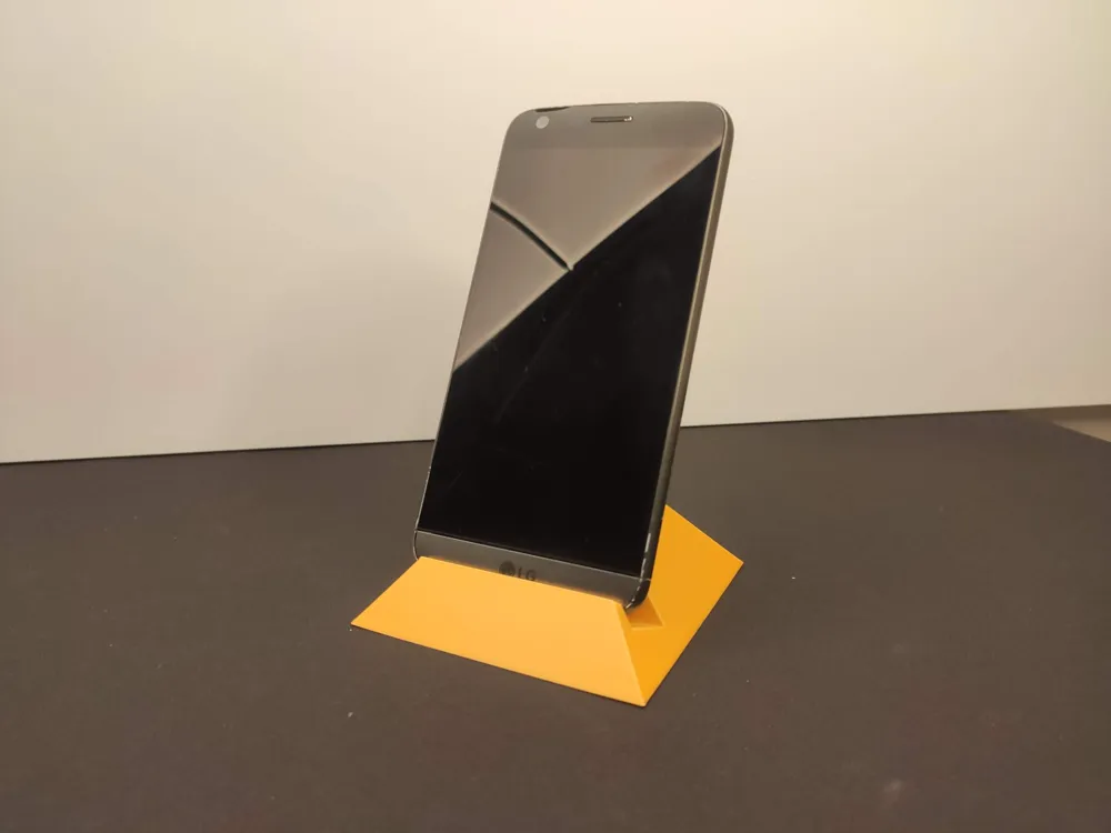 Pyramid Phone Stand by Sevro - MakerWorld